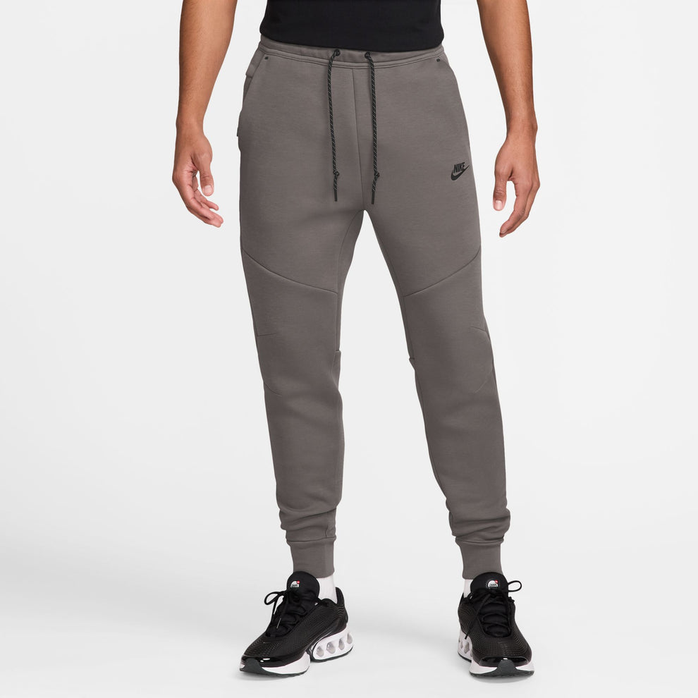 Nike Tech HV0959-289 – Phenom